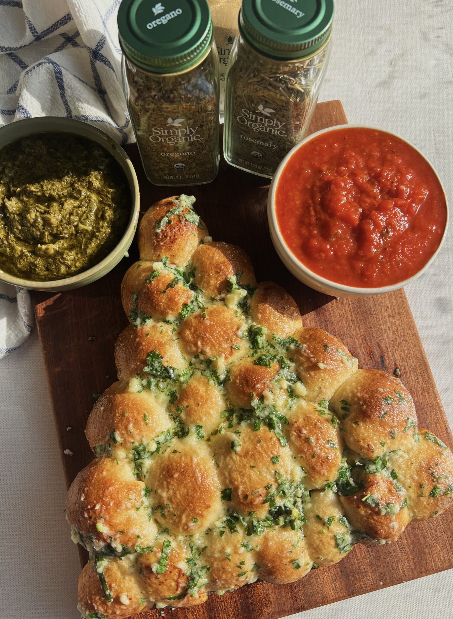 Christmas Tree Pull Apart Bread - Brooklyn's Bites